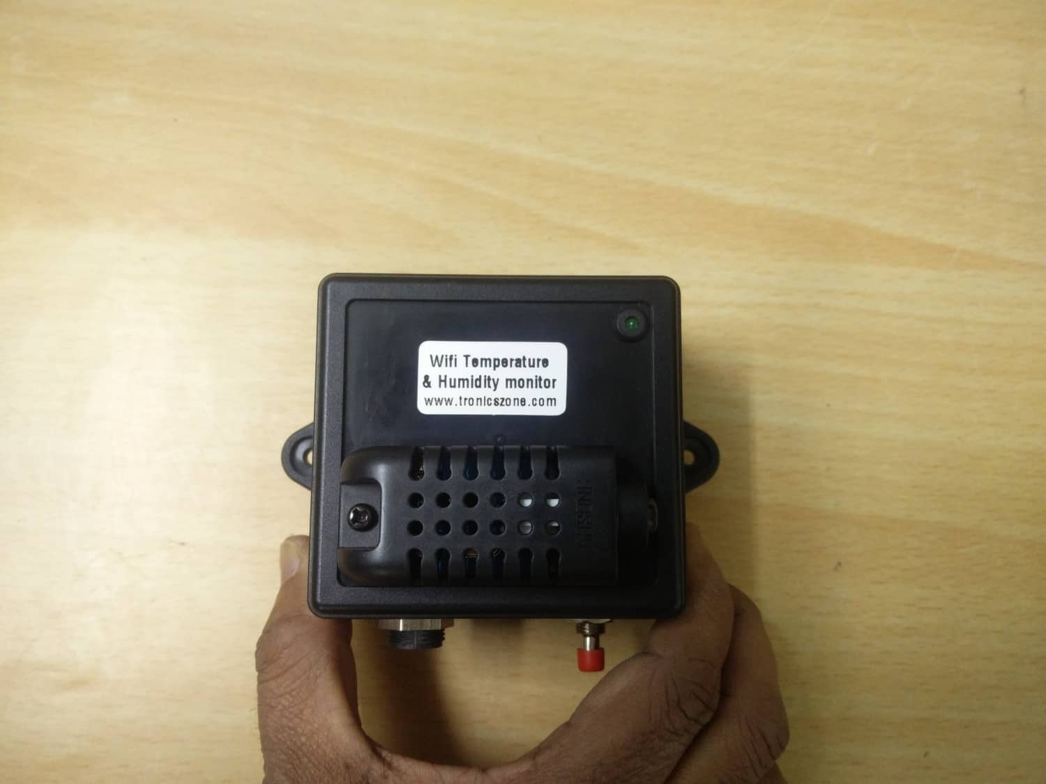 IoT Temperature Humidity sensor | Wifi based IoT sensor IoT Temperature Humidity sensor | Wifi based IoT sensor